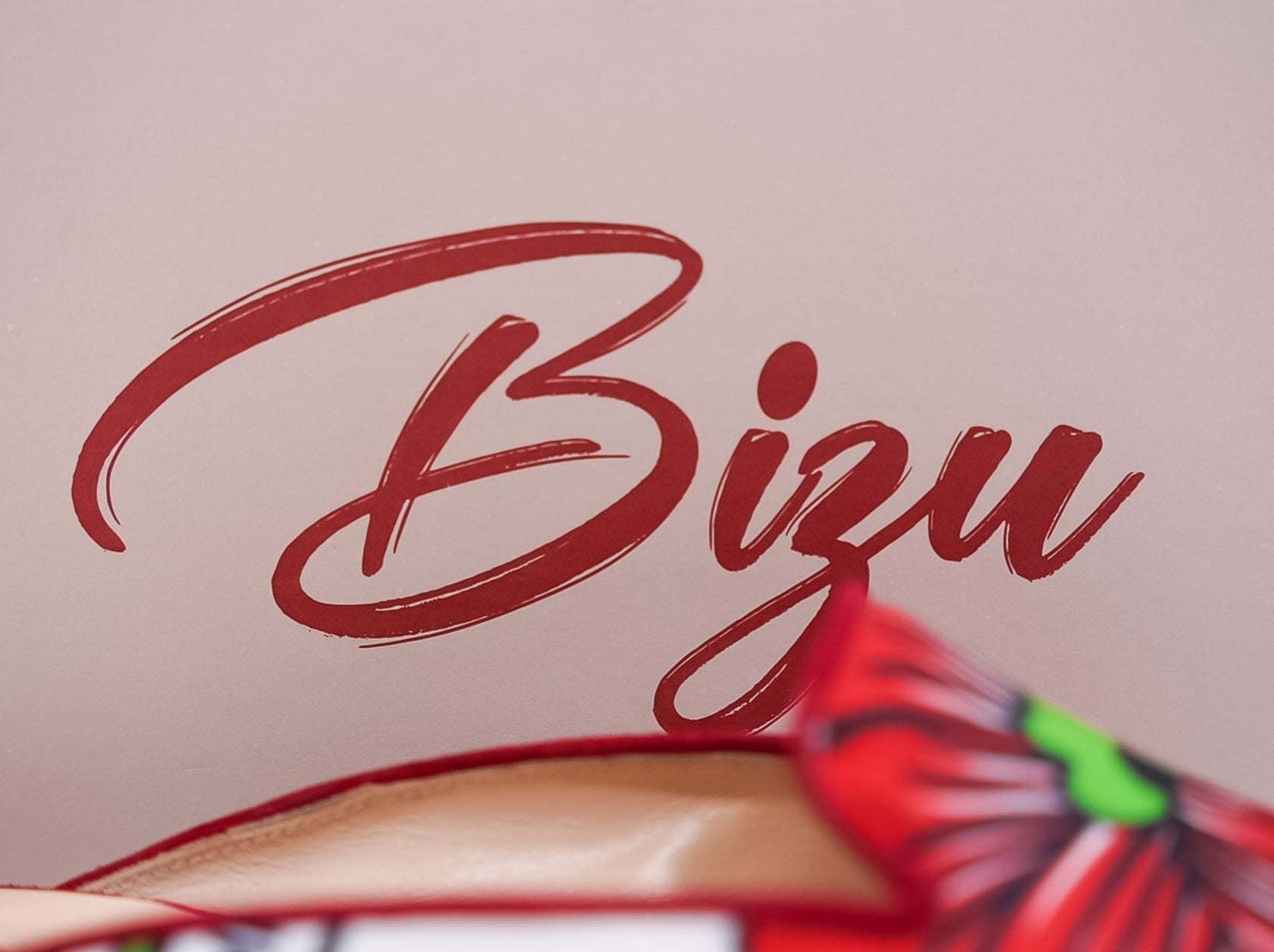 Raha Mule | Elegant White and Red Mule Shoes | Bizushoes